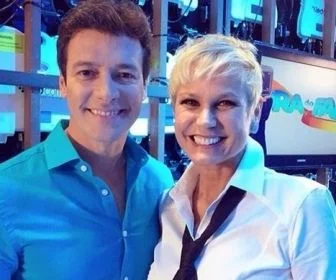 Xuxa e Rodrigo Faro gravam chamada de novo programa na Record