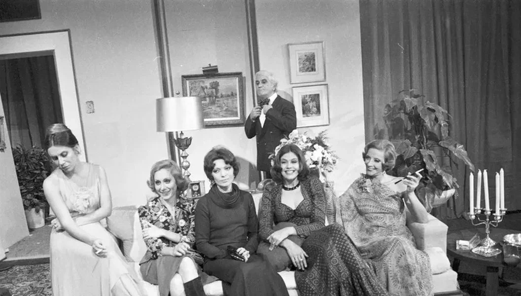 GloboPlay disponibiliza seis capítulos preservados da novela "Corrida do Ouro"