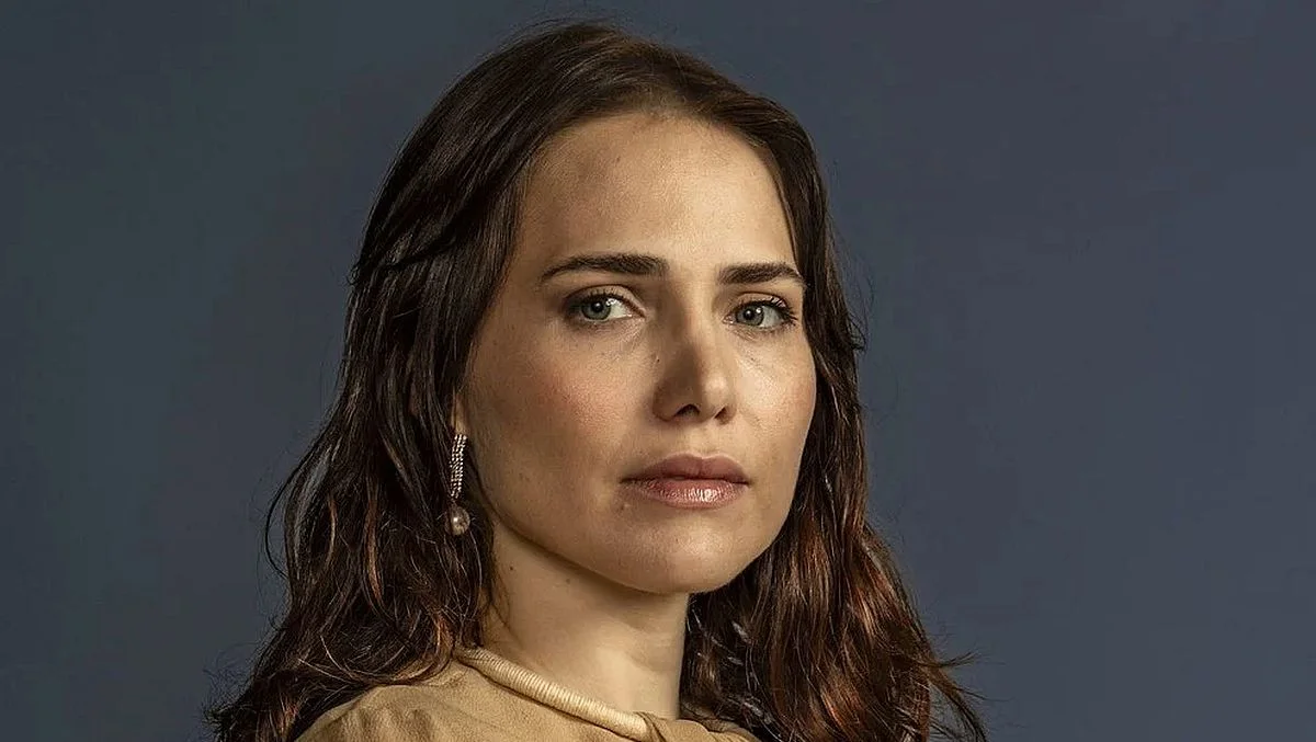 Após novela das seis, Leticia Colin é confirmada na 3ª temporada de "Os ...