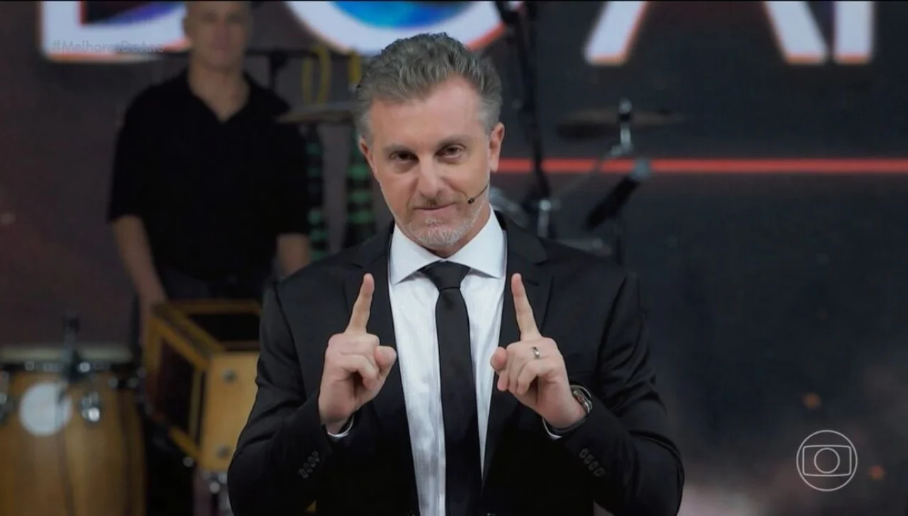 GNT projeta programa de entrevistas liderado por Luciano Huck