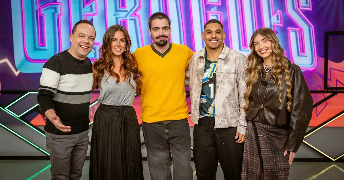SBT leva Copa ao "Programa do João" com duelo entre TV e web