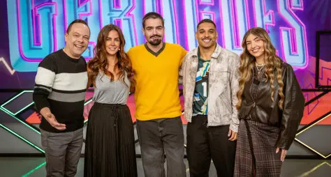 SBT leva Copa ao "Programa do João" com duelo entre TV e web